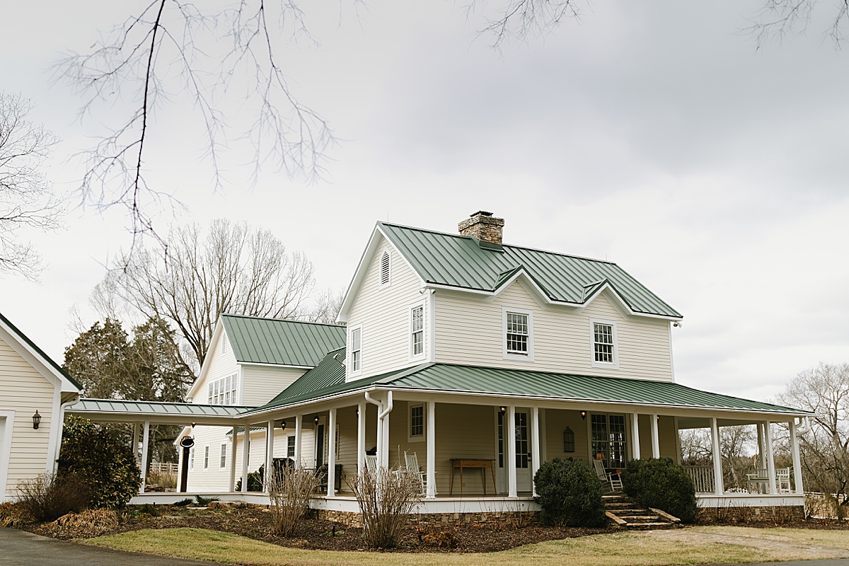 Winter Wedding at Marblegate Farm | Sarah and Seth - sarahwoodsphoto.com
