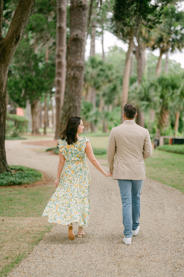 A Charming Five-Year Anniversary Photoshoot at Palmetto Bluff - sarahwoodsphoto.com
